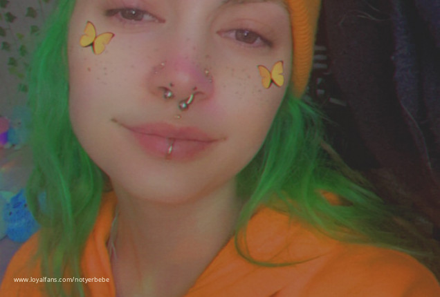The green💚 - Goddess Charlie Cake Femdom Findom Official Photos | LoyalFans