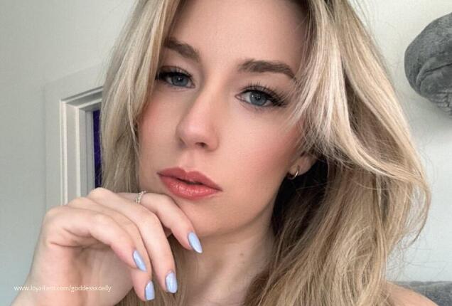 Cum Faced Cockroach - Goddess Ally Etana FINDOM FEMDOM Official Profile ...