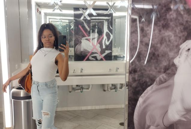 I'm such a hottie, everyone knows it 😉tab covered - Goddess Anya Divine ...