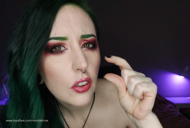 Which of these pictures makes you feel more inadequate and disappointing? - Demoness Faith Rae ...