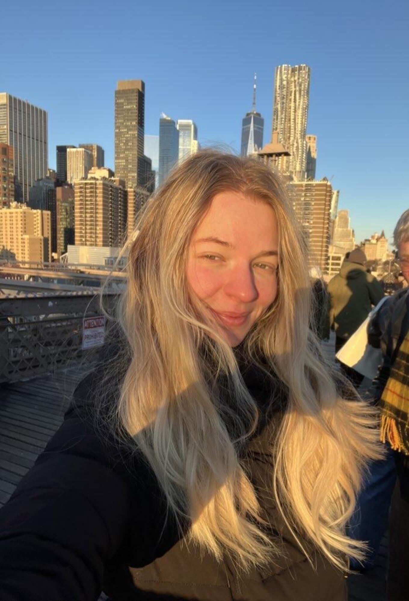 Goddess Bella Rae 's Official Social Fan Page | LoyalFans