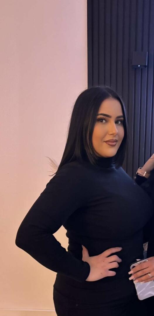 Kikianderson's Official Social Fan Page | LoyalFans