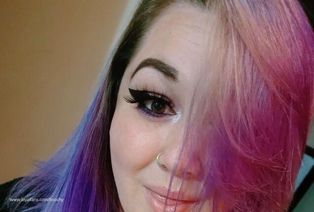 🚿 - Boochy Official Photos | www.Loyalfans.com