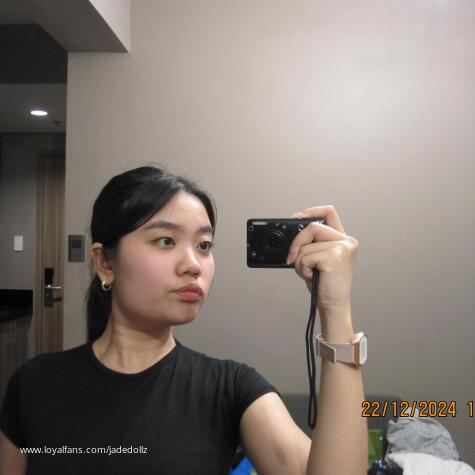 dollzi's videos and clips | Official account | LoyalFans