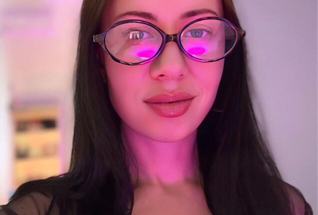 Brains, beauty, and just the right amount of trouble - Maria Diamond ...