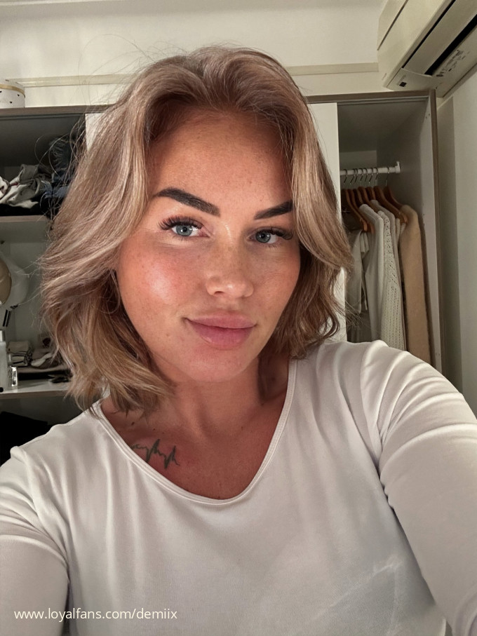 Demiix’s Official Social Fan Page | LoyalFans