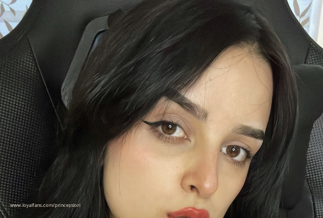 Can you hold eye contact with me? - Princess Lori Official Photos ...