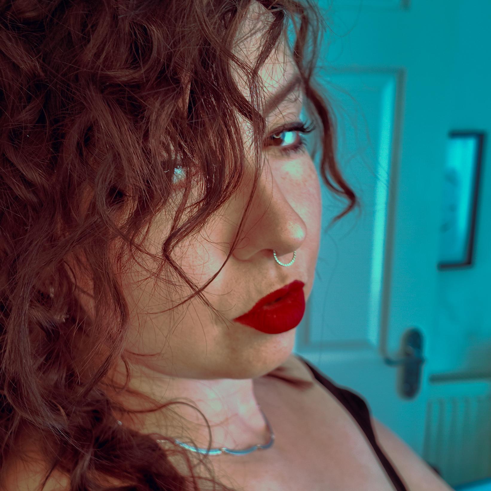 Mistress Lenore Sins’s Official Social Fan Page | LoyalFans