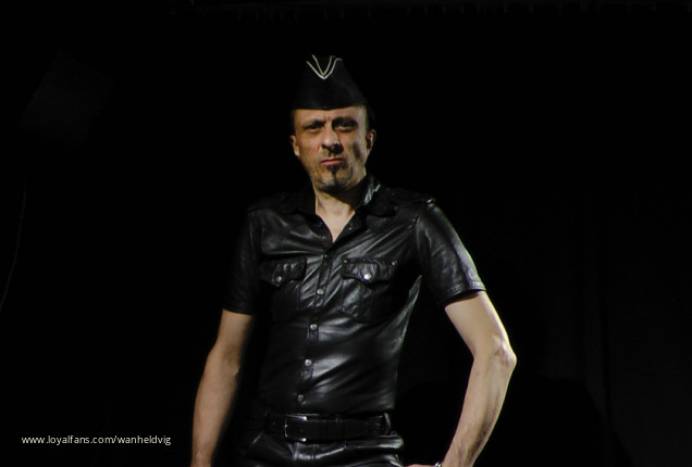 ZEUS EXTREME BONDAGE - WANHELDVIG Wanheldvig Schwarzehaut Official ...