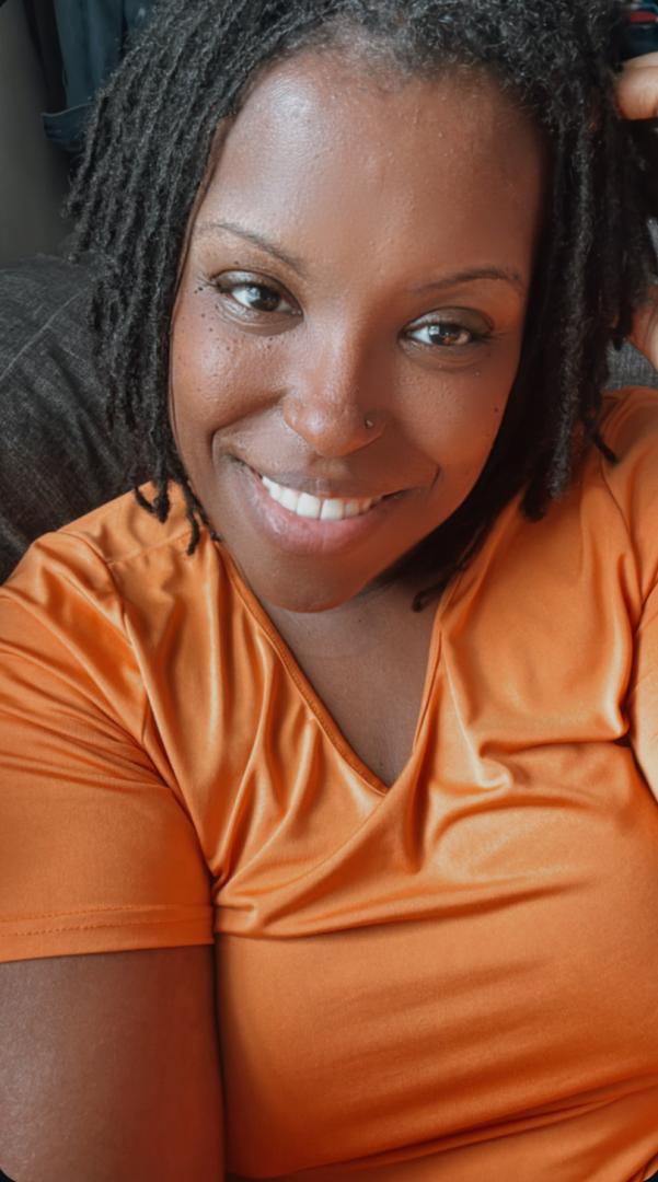 Queen_Eri's videos and clips | Official account | LoyalFans