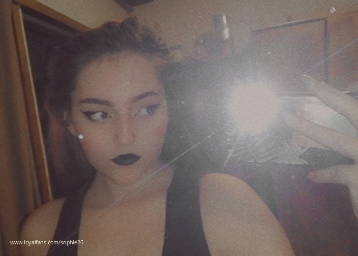 Sophie26's videos and clips | Official account | LoyalFans