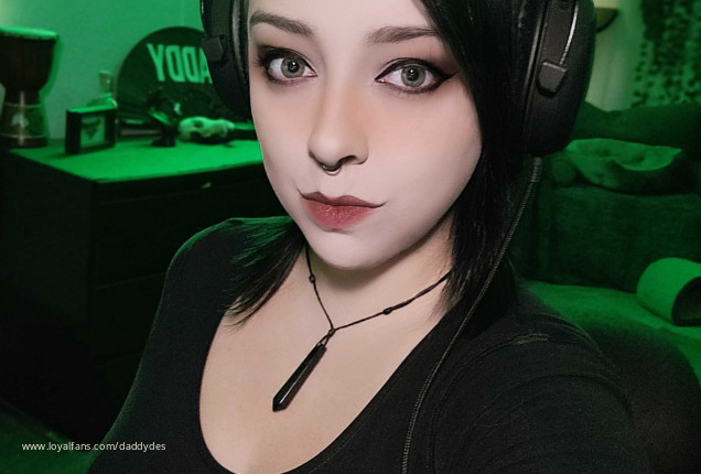 Welcome, Deviant - Daddy Des Official Photos | www.Loyalfans.com