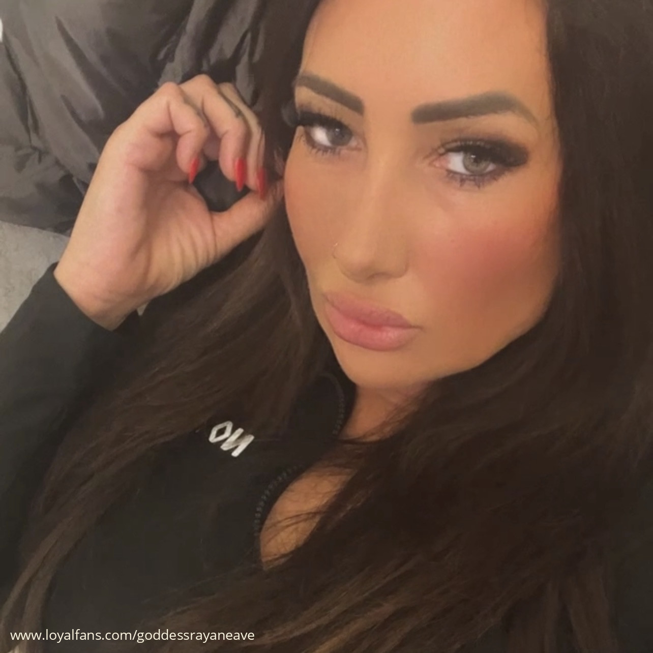 Goddess Raya Neave's videos and clips | Official account | LoyalFans