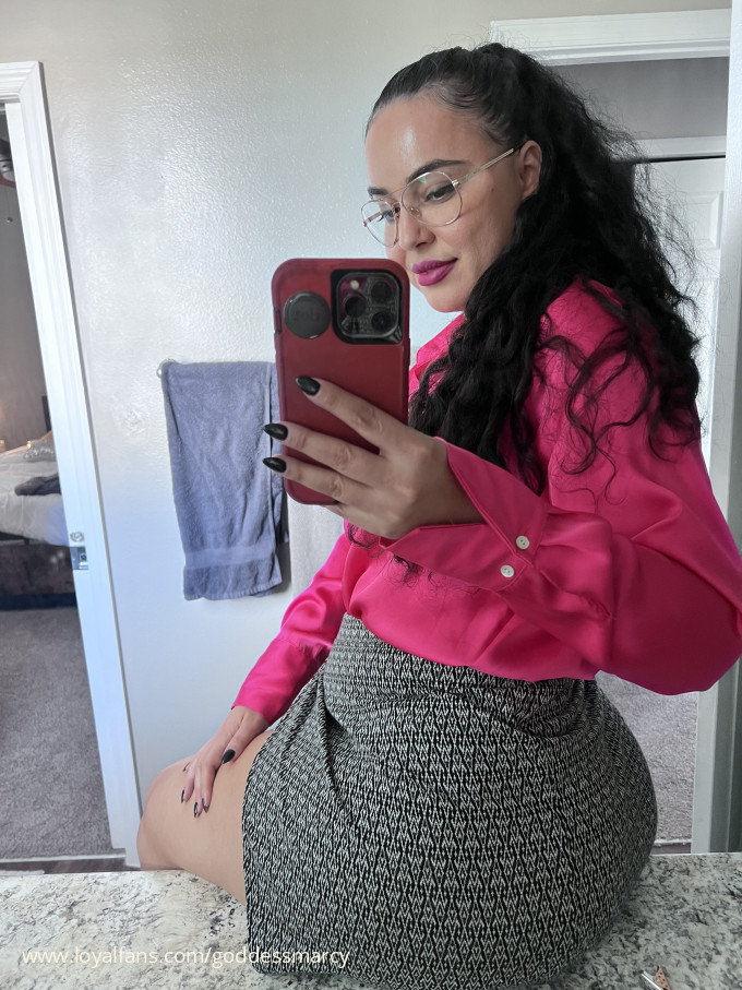 Goddess Marcy’s Official Social Fan Page | LoyalFans