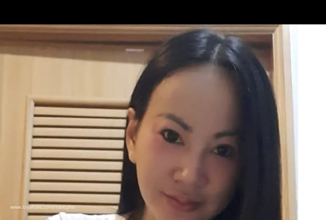 Today I wanna feel free... i'm not wearing a bra !! 😁 I feel my boobs bouncing beneath. ..😂😂😍😍😍 ...