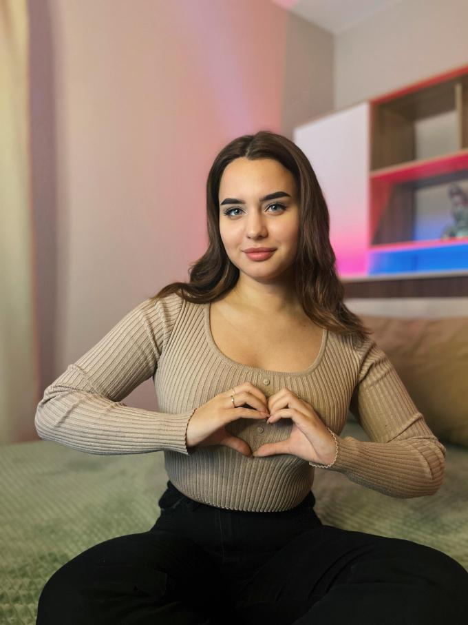 lisa Ros ’s Official Social Fan Page | LoyalFans