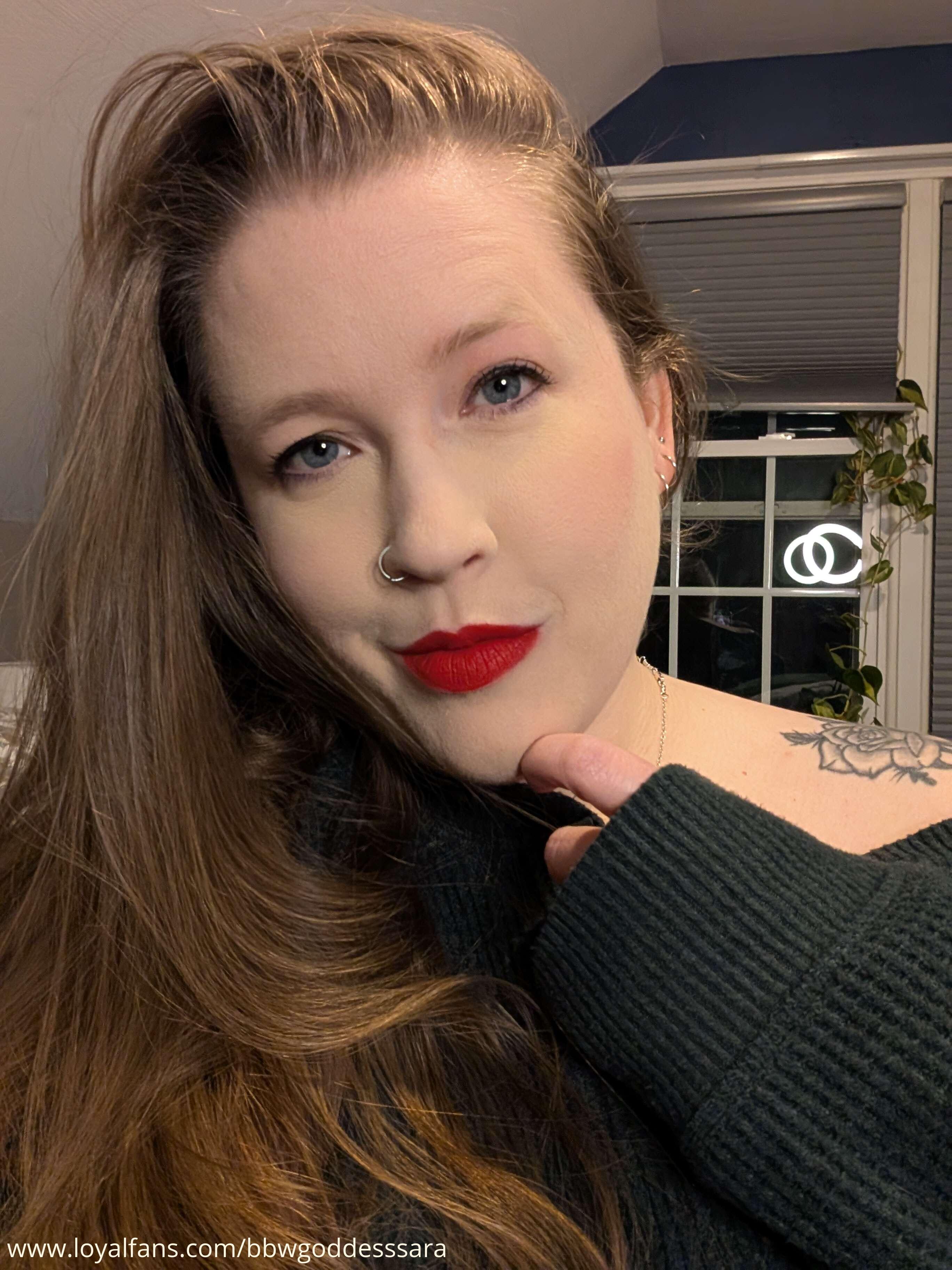 BBW Goddess Sara's Official Social Fan Page | LoyalFans