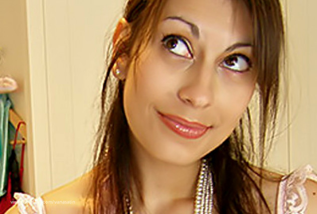 Vana Satin Live Stream - Watch Vana Satin Live | Only at www.Loyalfans.com