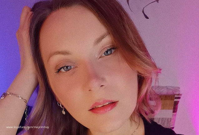 New profile picture 🌹 - Mayrim Hay Official Photos | www.Loyalfans.com