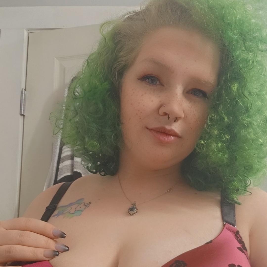 Anna Sunshine 🌞’s Official Social Fan Page | LoyalFans