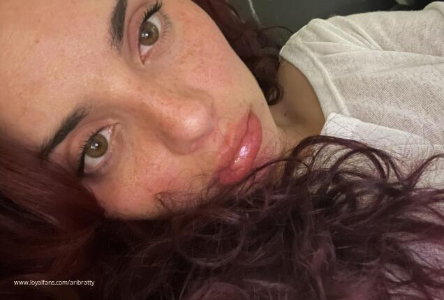 You love being told what to do at your princess’s feet - Findom ...