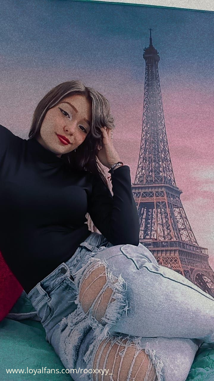 roxxy001’s Official Social Fan Page | LoyalFans