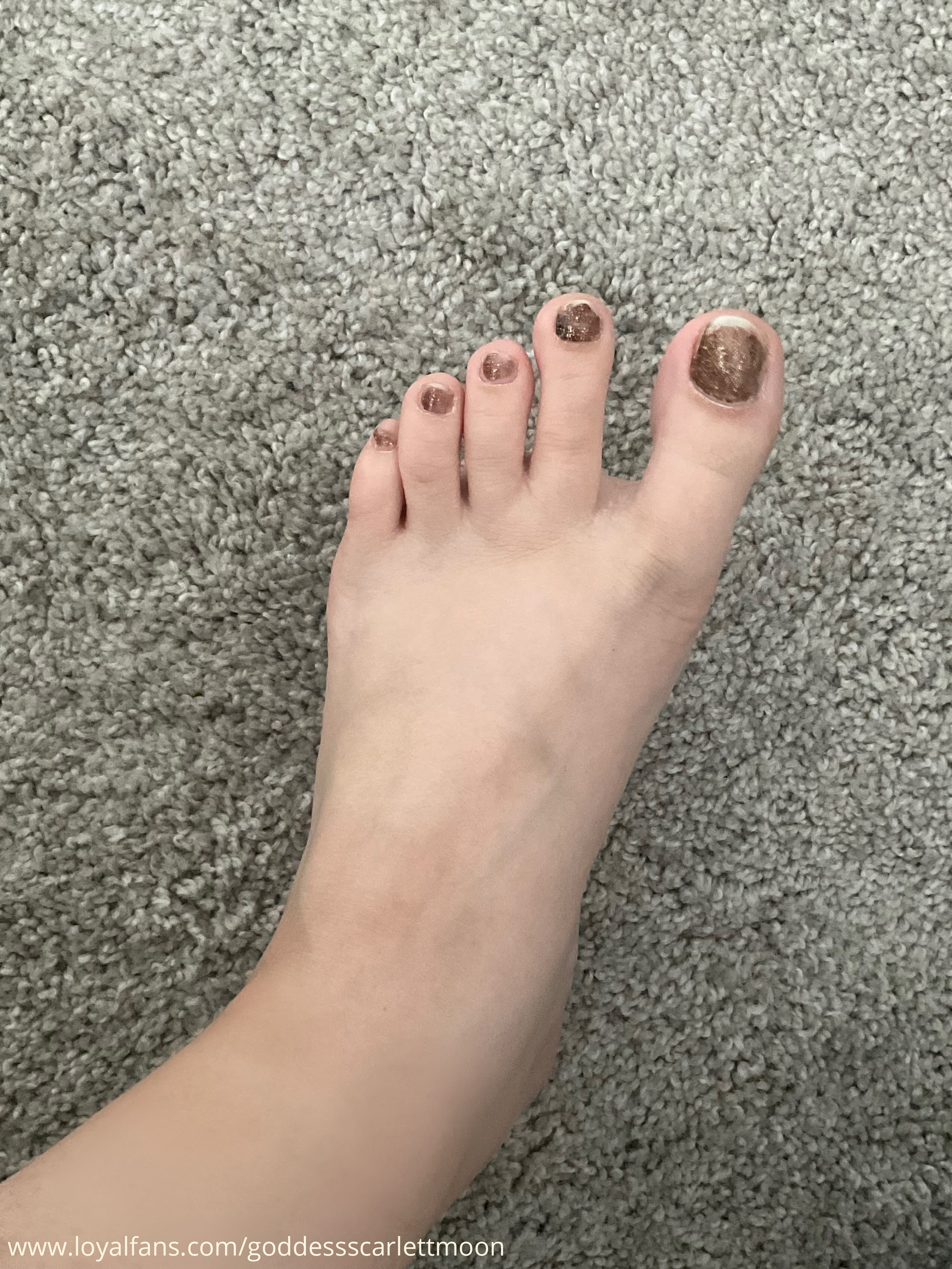 Goddess Scarlett Moon's videos and clips | Official account | LoyalFans