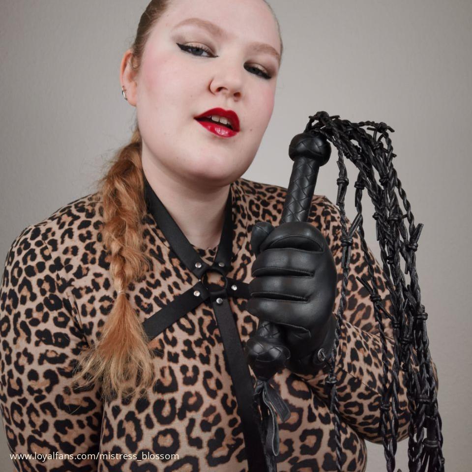 Mistress Adeline Blossom’s Official Social Fan Page | LoyalFans