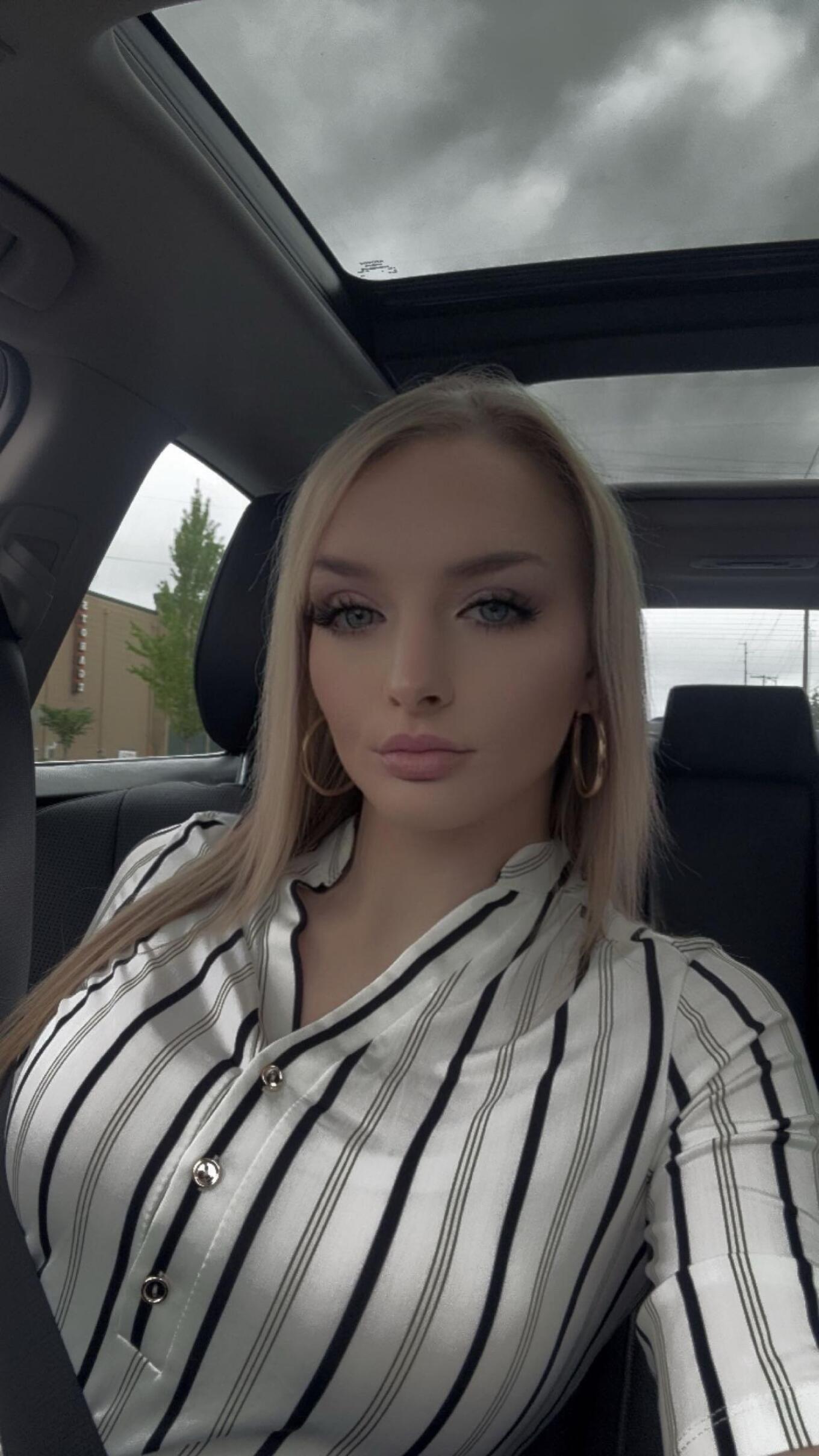 Goddess Lyssa9 's Official Social Fan Page | LoyalFans