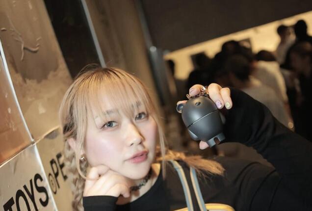 大人のおもちゃ🧸♥️ - Akopai Official Photos | LoyalFans