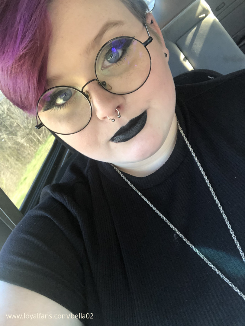 Bella02’s Official Social Fan Page | LoyalFans