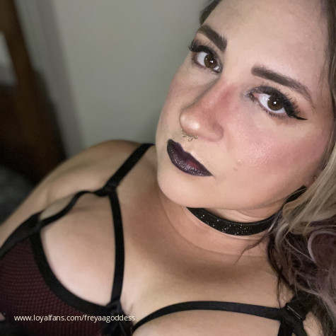 Athena Thicc’s Official Social Fan Page | LoyalFans