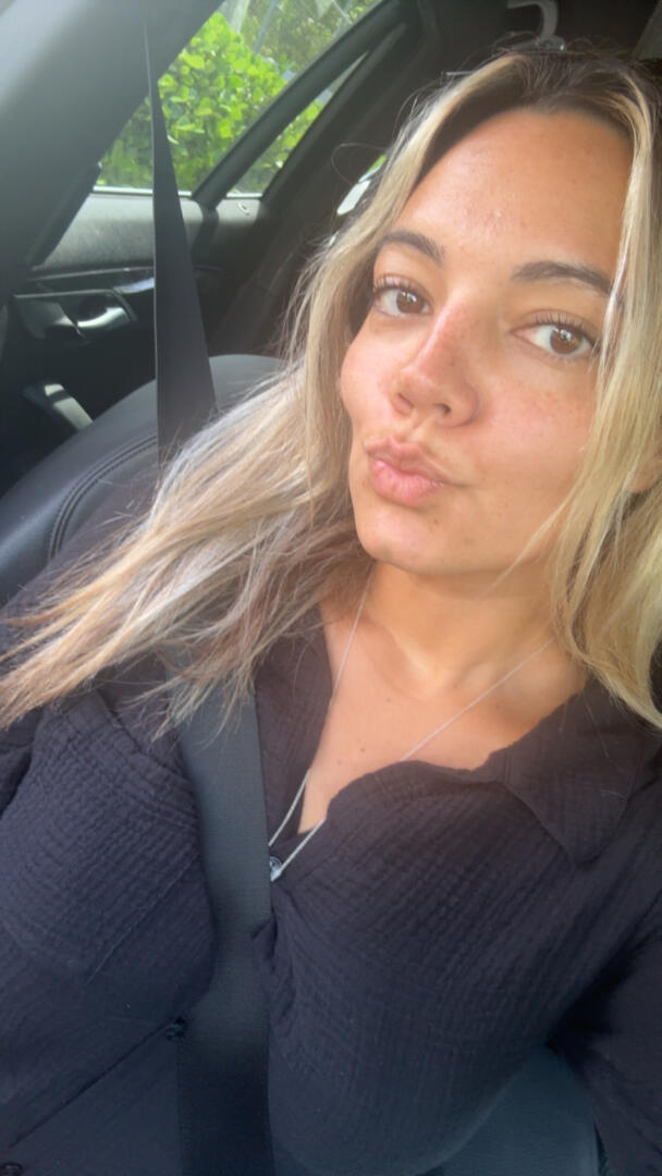 prettyykitty22's Official Social Fan Page | LoyalFans