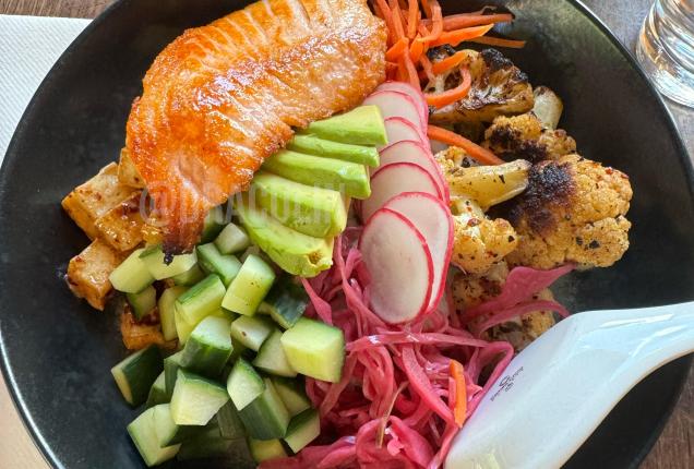 the life of a princess - Miss Draculin Findom and Femdom Official Photos | www.Loyalfans.com