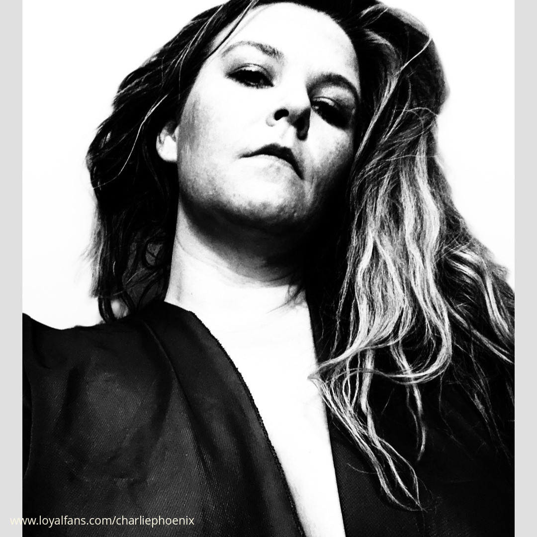 Charlie Phoenix’s Official Social Fan Page | LoyalFans