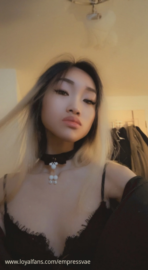Empress Vae’s Official Social Fan Page | LoyalFans