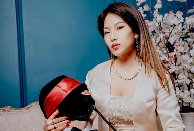 your place - Goddess Seira Official Photos | www.Loyalfans.com