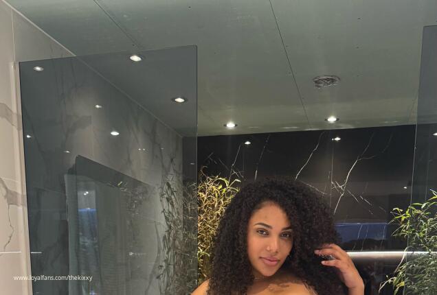 Living in my shadow.. - Miss Kixxy The Best Soft Femdom Findom Ebony ...