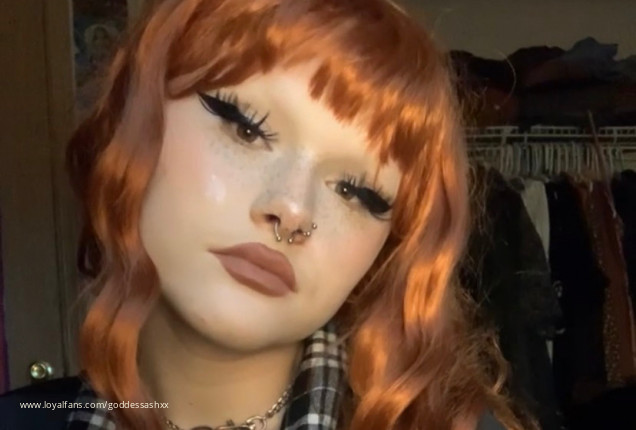 Latex body worship - goddess ash xx Official Profile | www.Loyalfans.com