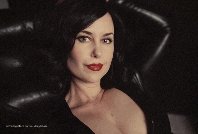 Piggy's Medical - Audrey Fatale Official Profile | www.Loyalfans.com