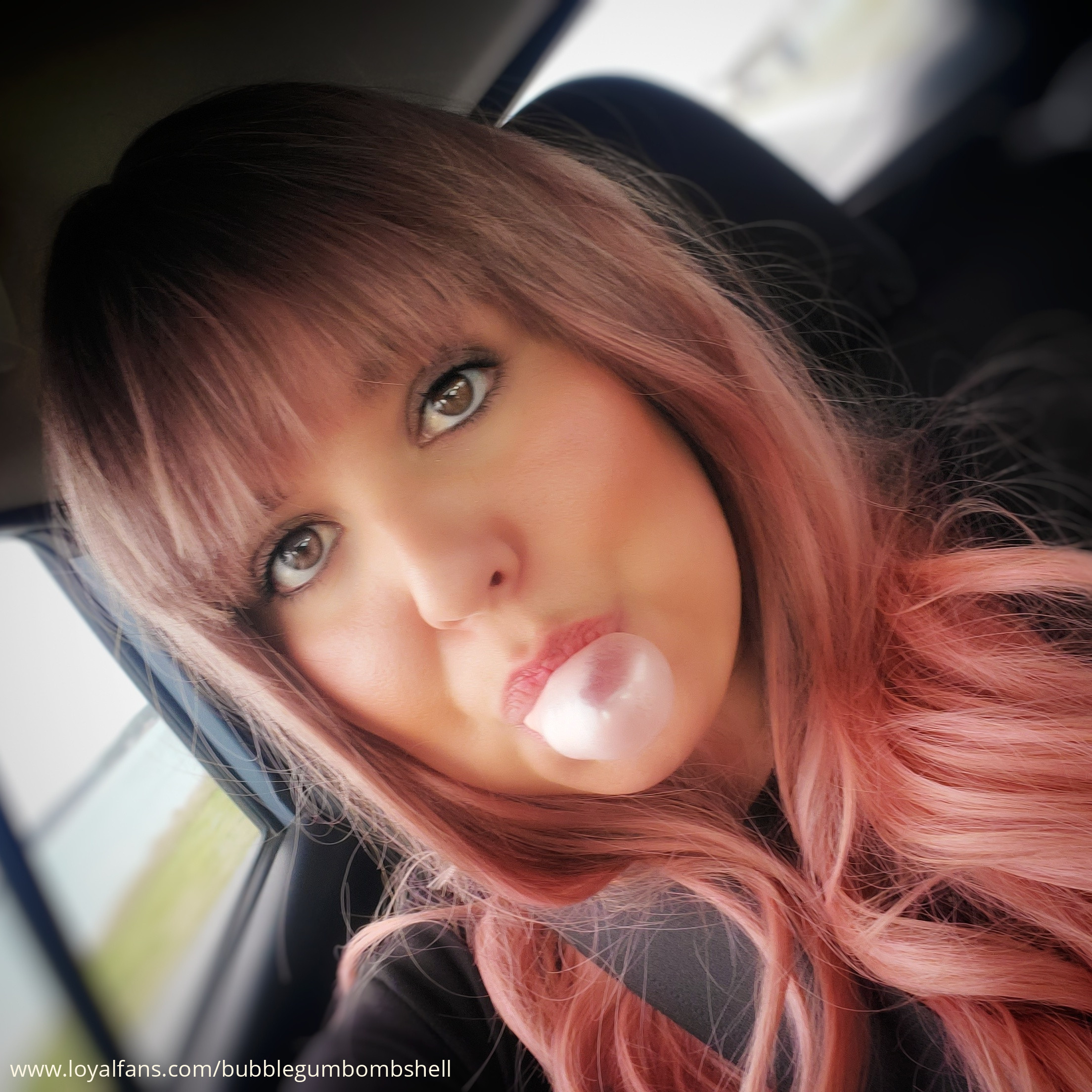 BubblegumBombshell’s Official Social Fan Page | LoyalFans