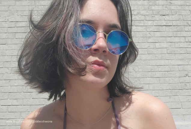 Wanna be my littler slave - Goddess feeona Official Photos | LoyalFans