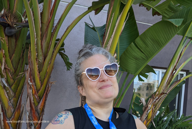 First day of San Diego Comic Con! - OctoGoddess Devora Moore Official ...