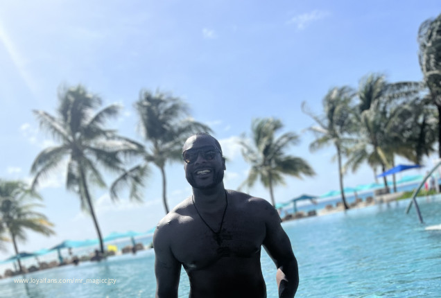 Bend over and spread it - MrMagic Official Profile | www.Loyalfans.com