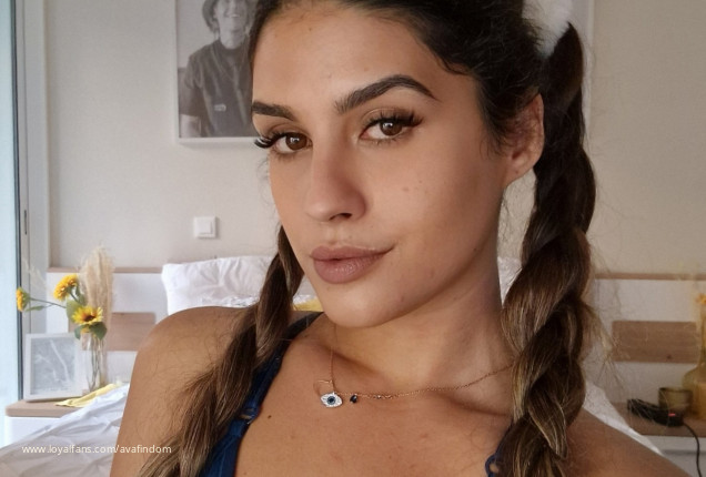 Stroke, send.. repeat! - Princess Ava A Official Profile | www.Loyalfans.com