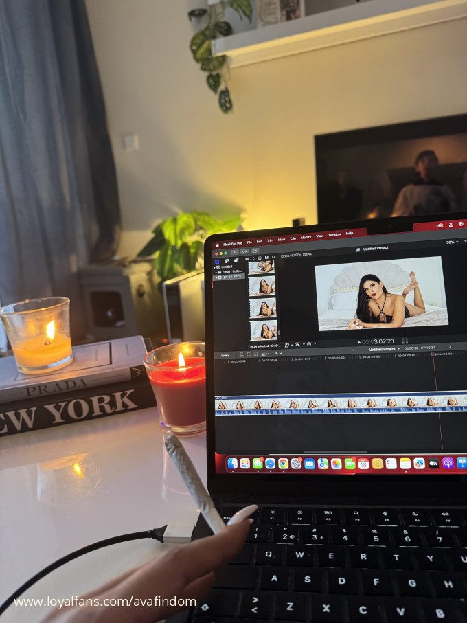 Ruining men while I relax and edit, you work to make my life this easy ...