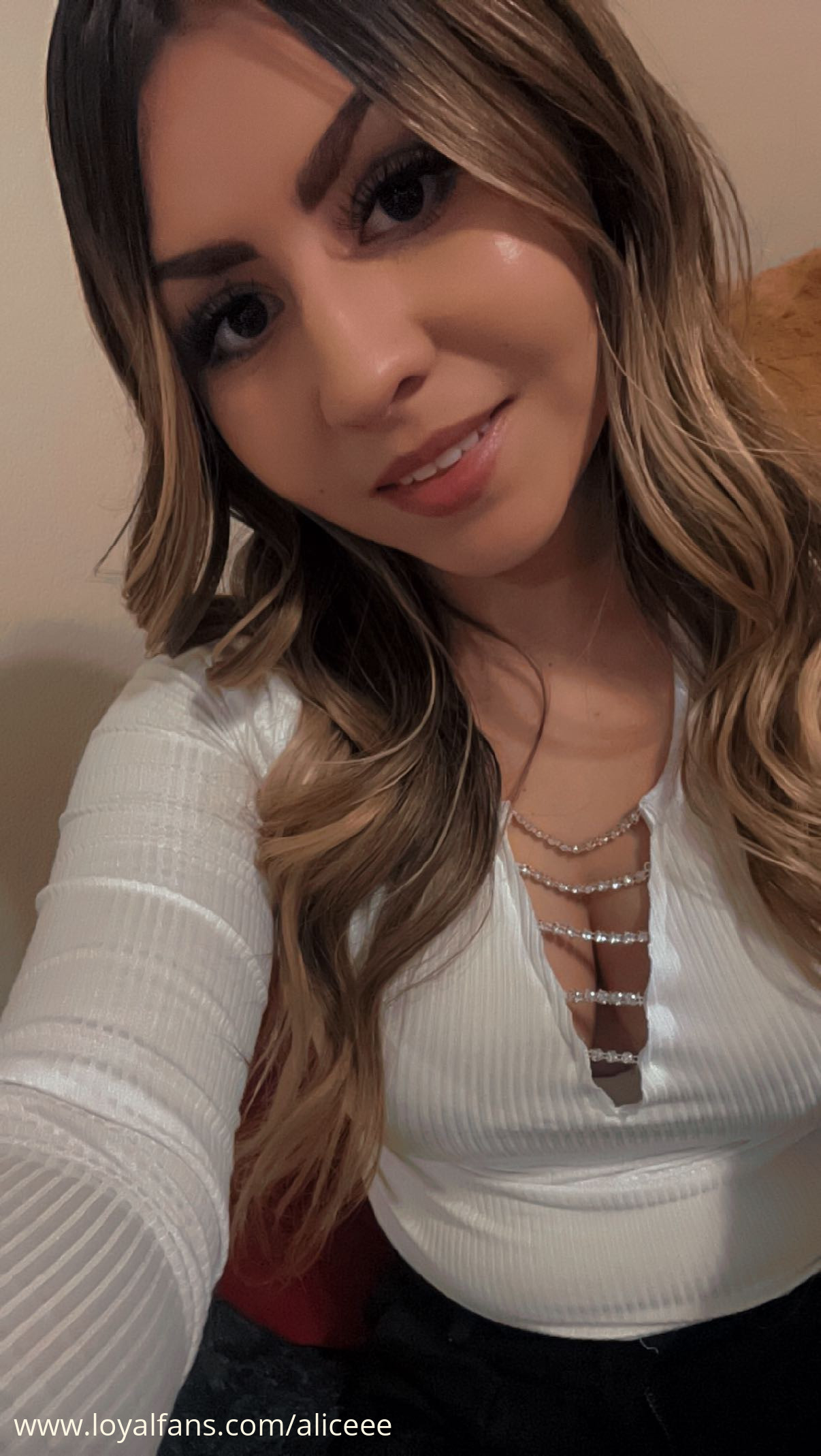 Aliceee’s Official Social Fan Page | LoyalFans