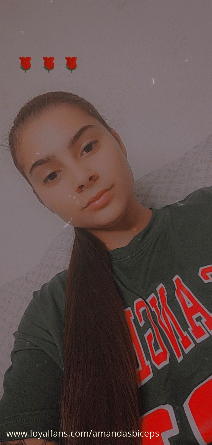 Amandas Biceps’s Official Social Fan Page | LoyalFans