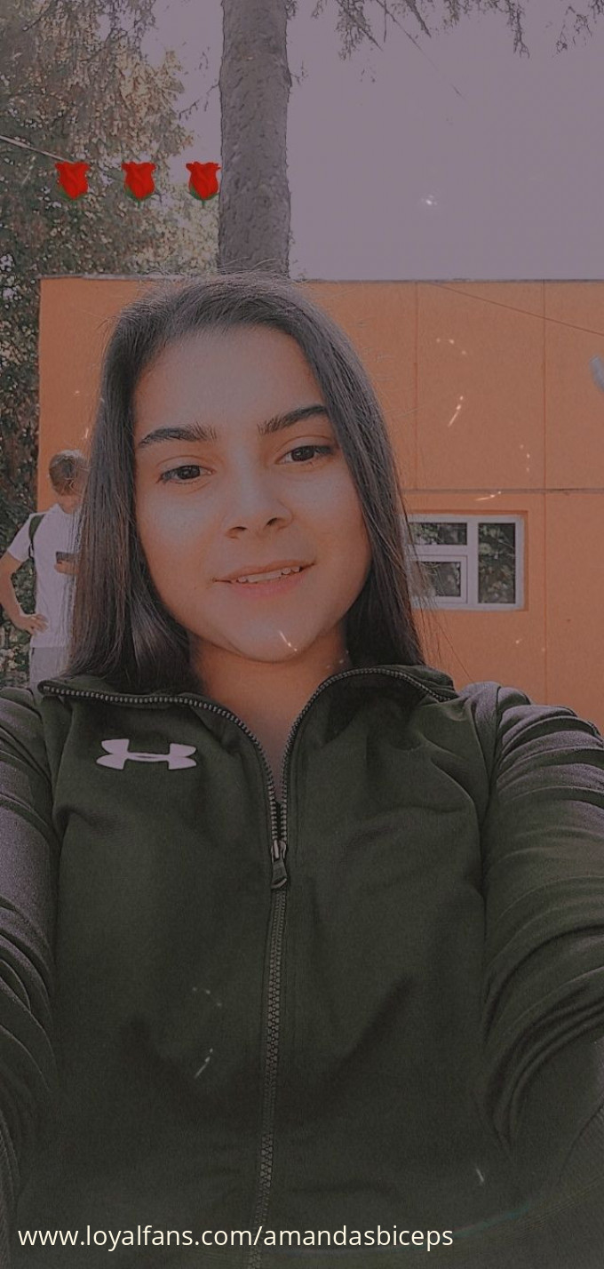 Amandas Biceps’s Official Social Fan Page | LoyalFans