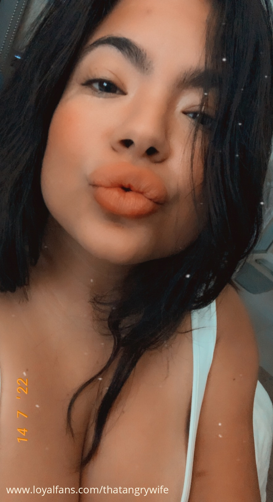 thatangrywife's videos and clips | Official account | LoyalFans